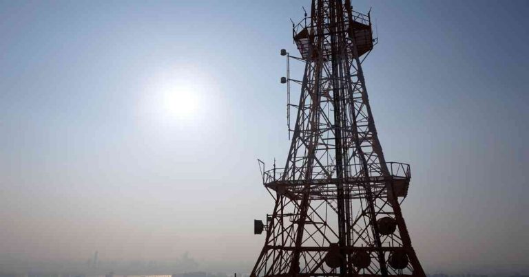 Here's How to Use an EMF Meter | EMF Risks